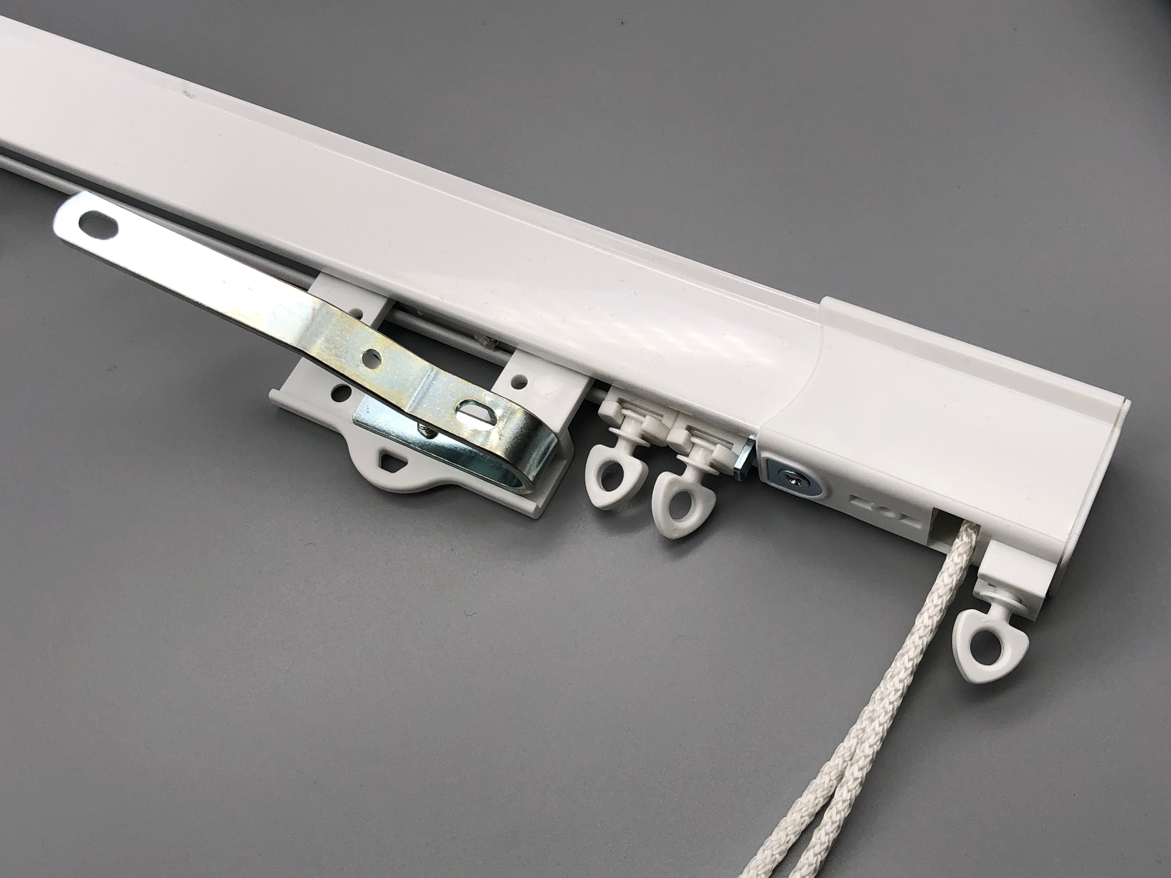 Commercial Curtain Track / Aluminium Curtain Track with Cord Draw - Wh